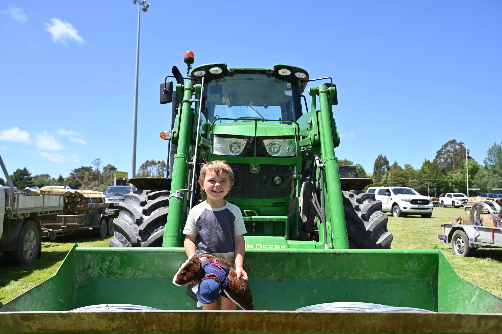 Farmers Community Connect brings practical support to Tararua farmers
